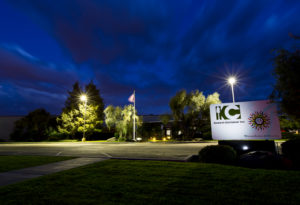 13×19-print_enw0557 – Kaweah Container, Inc.